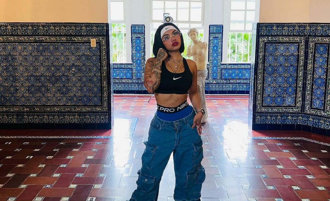 Anyuri recibe anillo y anda con antojos, sus seguidores se preguntan si se casará y se ...